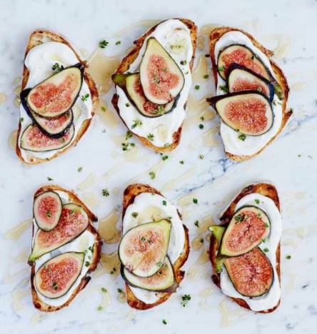 Fresh figs on Toast